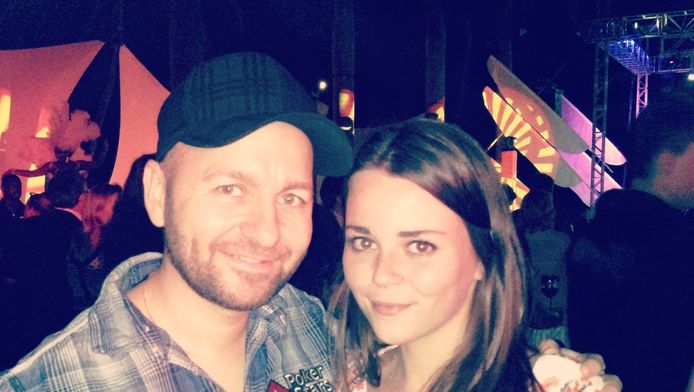 Pokerdagboek Charlotte Van Brabander: "Studeren aan het zwembad ...