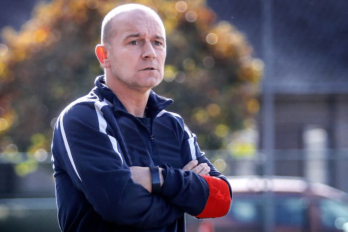Jo De Meyer en SK De Jeugd Lovendegem ontvangen FC Lembeke ...