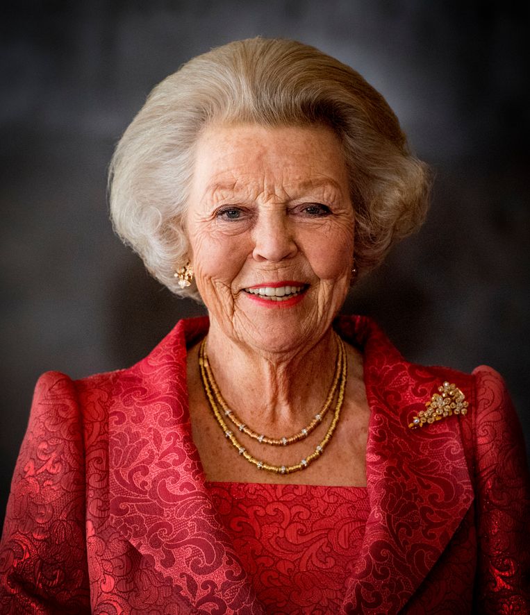 Prinses Beatrix (84) is jarig: haar mooiste kiekjes op een rij