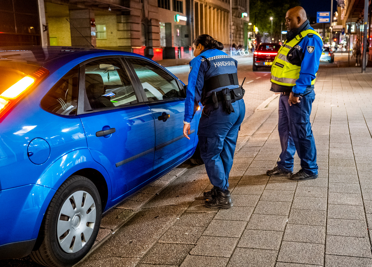 Rotterdam neemt boa’s al aan voordat zij aan hun opleiding tot ...