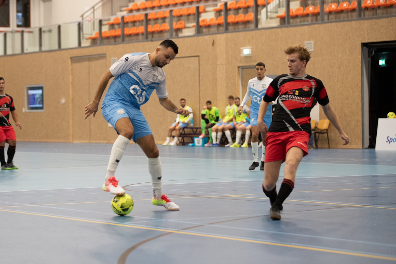 ZVV Ede profiteert van misstap Heracles Almelo en verstevigt koppositie ...