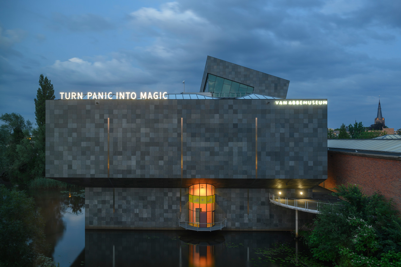 Van paniek naar magie: kunstwerk Erwin Thomasse reisde door het land ...