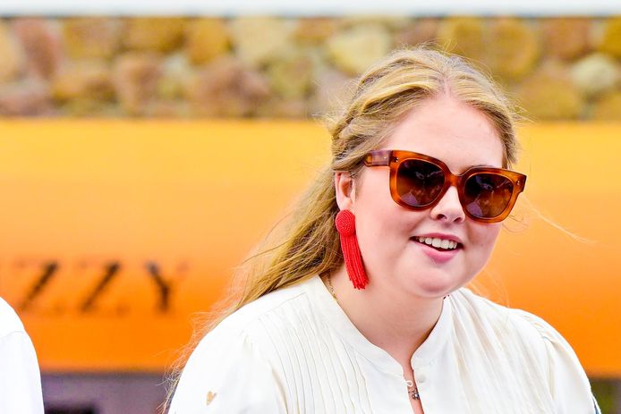 “Prinses Amalia werd opnieuw al feestend betrapt in Madrid” | Royalty ...