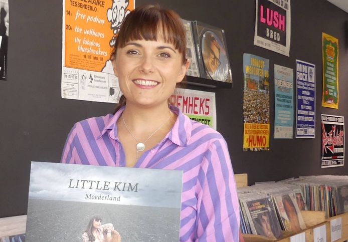 Little Kim stelt debuutalbum voor tijdens twee concerten in De ...