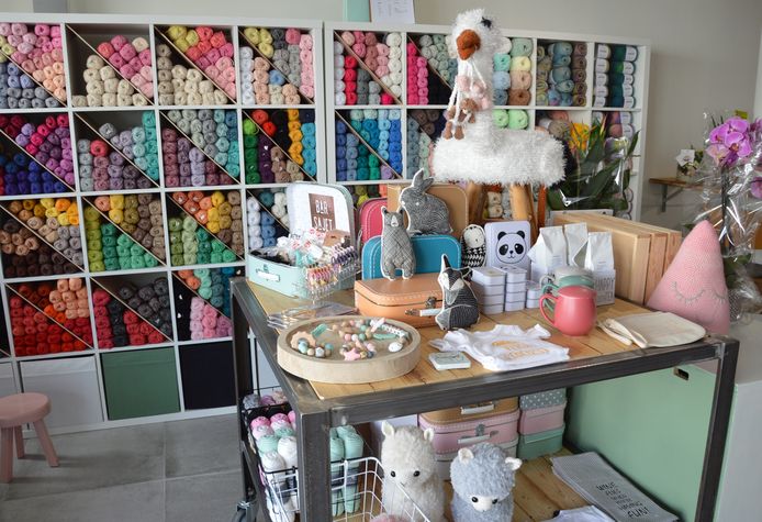 Opvallende nieuwe zaak in Ninove: ‘Bar Sajet’ is koffie- en lunchbar ...