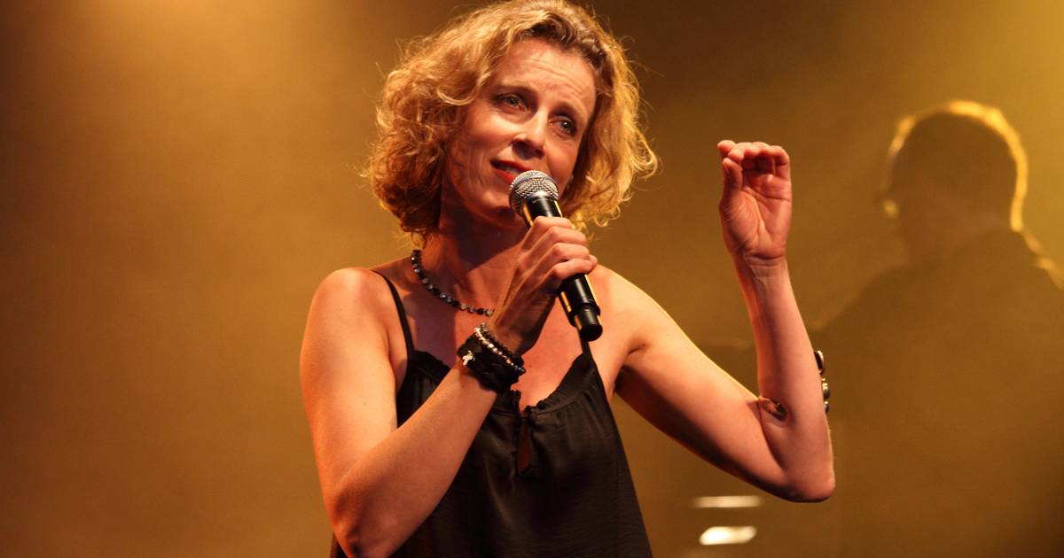 Wijkse Loes de Wit zingt voor thuispubliek | Utrecht | AD.nl