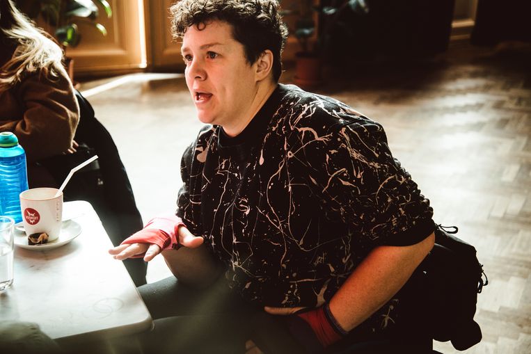 Lachen met Tourette: ‘superheldin’ Jess Thom vecht voor inclusie in de ...