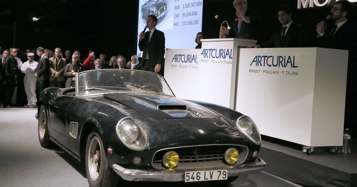 Une Ferrari ayant appartenu à Alain Delon vendue 14,2 millions | People ...