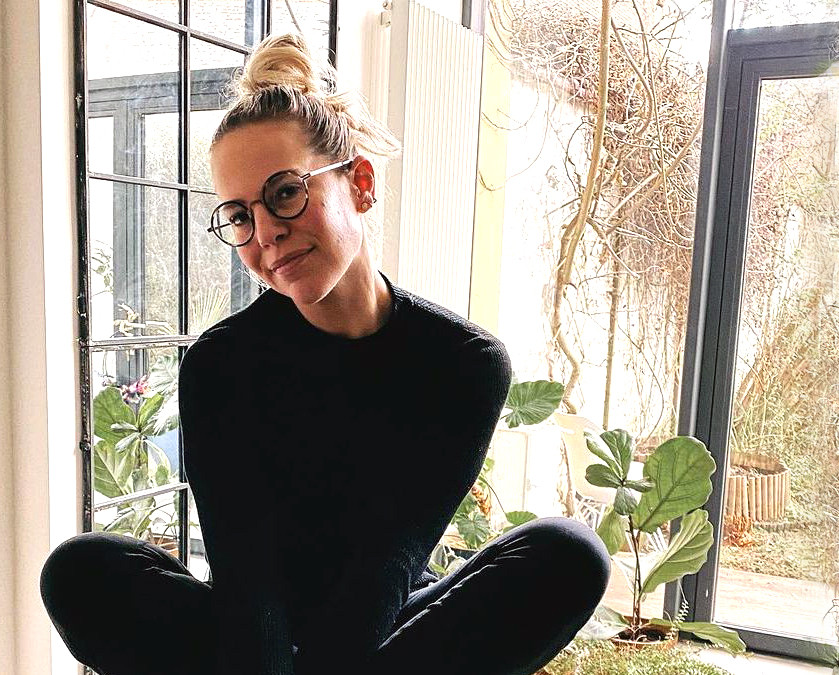 Eline De Munck zet fan met oneerbaar voorstel te kijk: “Kan je mij wat ...