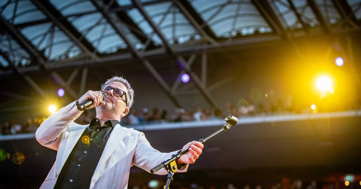 Guus Meeuwis kondigt zevende Groots met een zachte G-show aan | Show ...