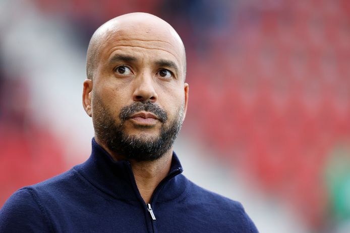 AZ-coach Pascal Jansen keek met veel interesse naar duel tussen Ajax en ...
