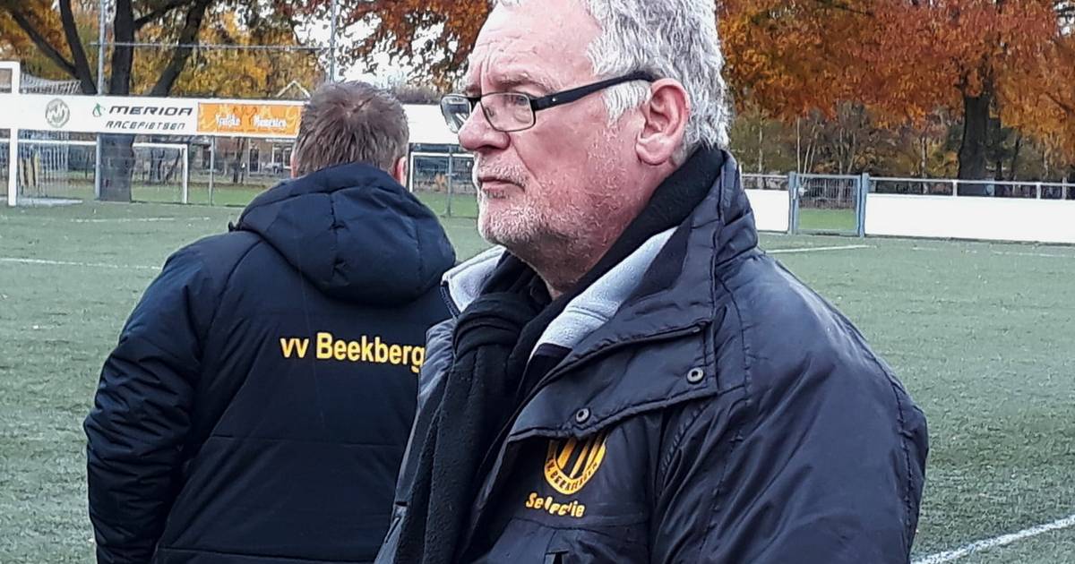 Verbeek gaat weg als trainer van Beekbergen | Amateurvoetbal | destentor.nl