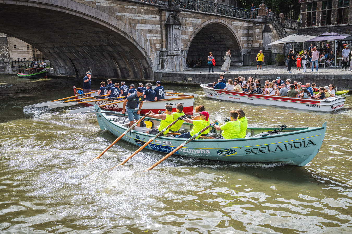 Roeiteams vechten ‘Slag om Gent’ uit met aankomst aan Graslei: “Vooraf ...