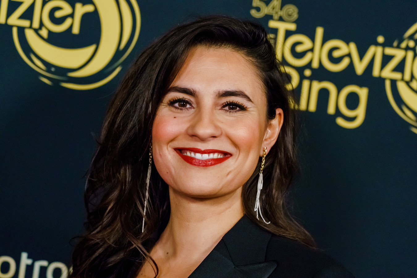 Nadia Moussaid vanaf mei met dagelijkse show op NPO 1 | Foto | AD.nl