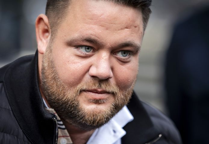 Mark Gillis uit ‘Massa is kassa’ ligt op intensieve zorgen: “Hij vecht momenteel voor zijn leven ...