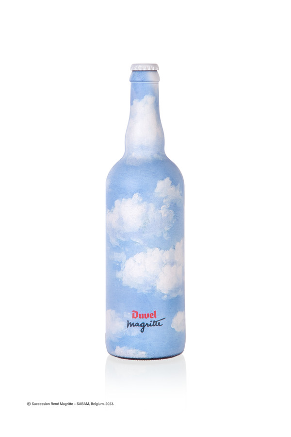 Duvel brengt hommage aan René Magritte met speciaal bier in unieke fles ...