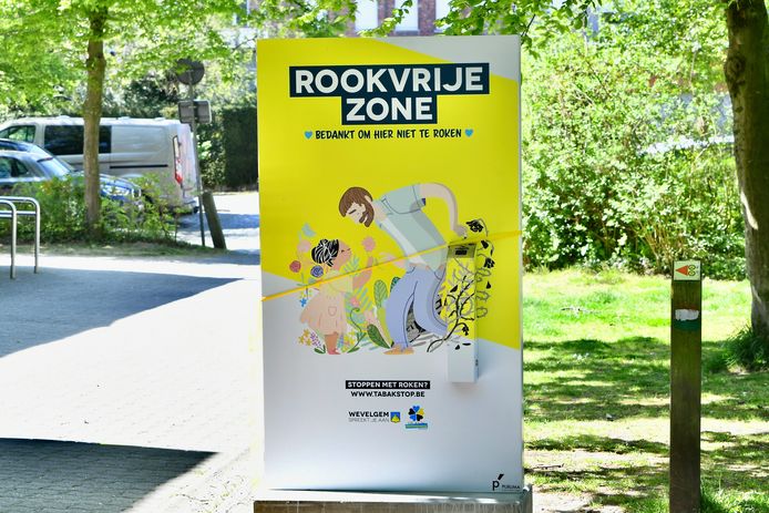 Alle gemeentelijke gebouwen en scholen voortaan rookvrij: “Willen de ...