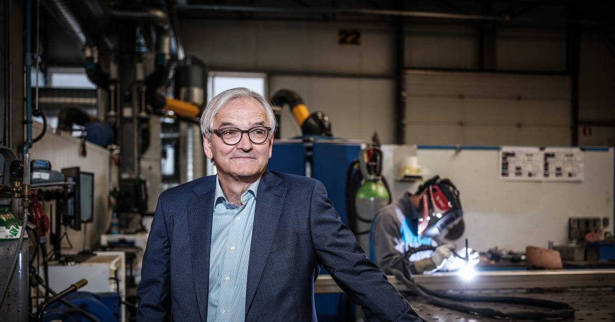 CEO Lodewijk van der Borg van Royal Kaak mag zich voortaan Officier ...