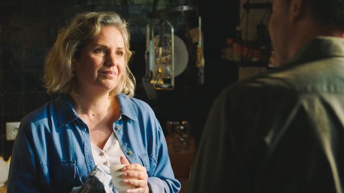 Na mysterieuze verdwijning duikt Mieke plots weer op in ‘Familie’, mét ...