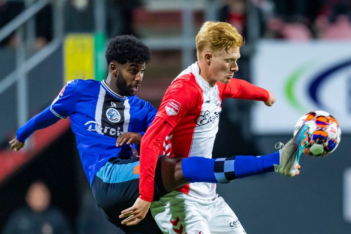 FC Den Bosch wordt opnieuw genekt door een omstreden penalty: ‘Moet ik ...