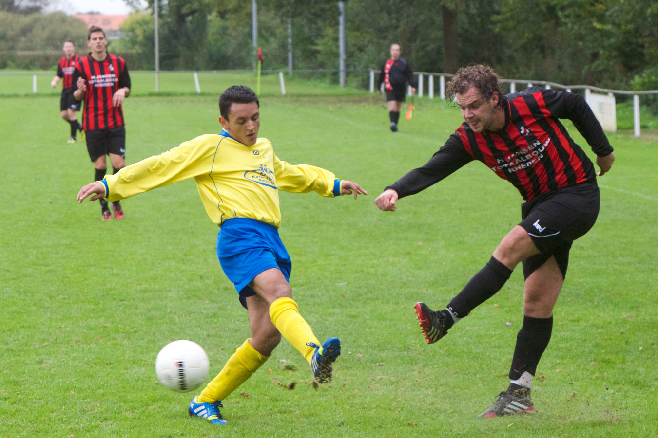 Worth Rheden wint degradatieduel van OVC'85 | Foto | gelderlander.nl