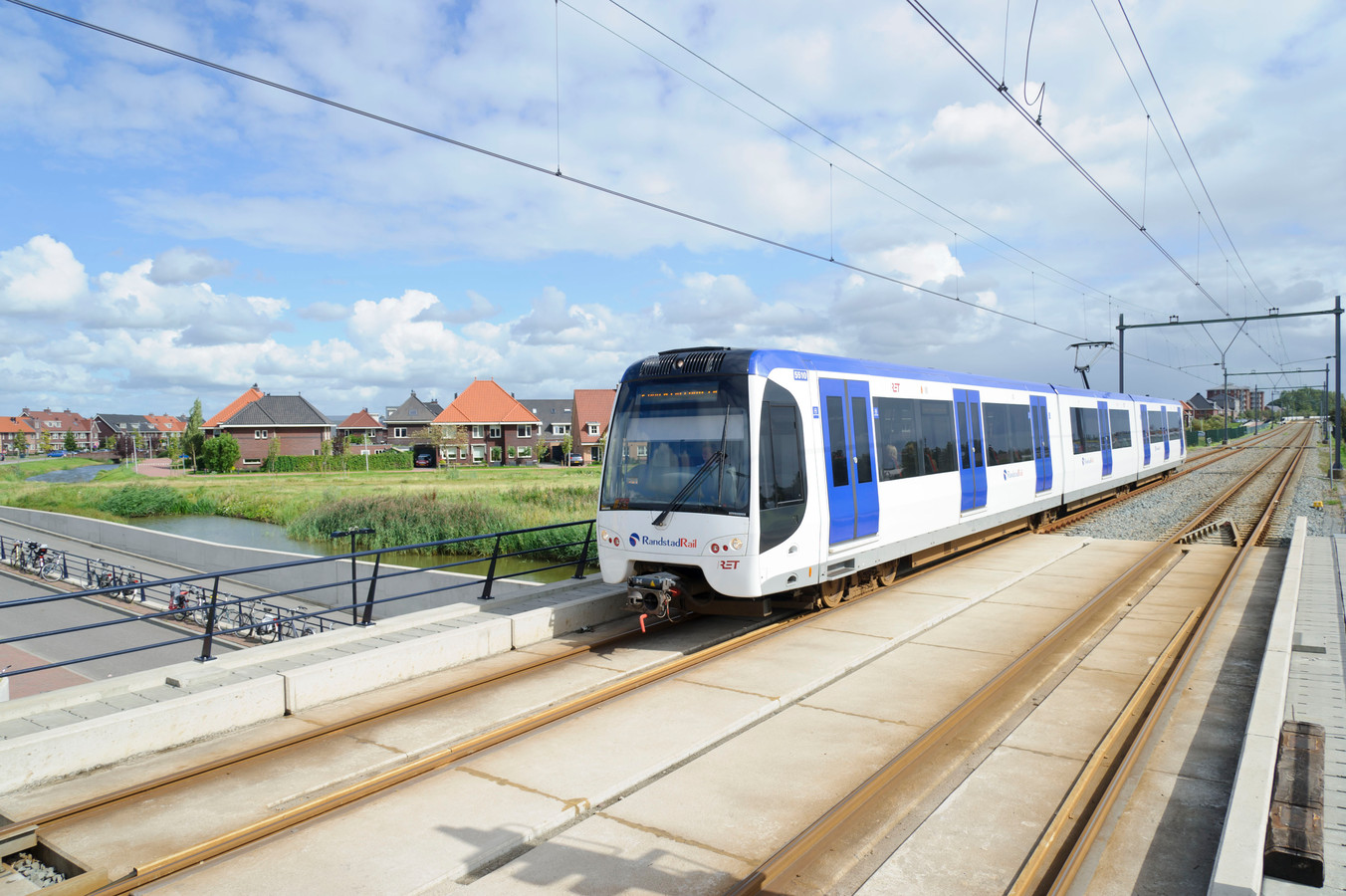 Lijn tussen Den Haag en Rotterdam blijft treinspoor: ‘Waarom geen metro ...