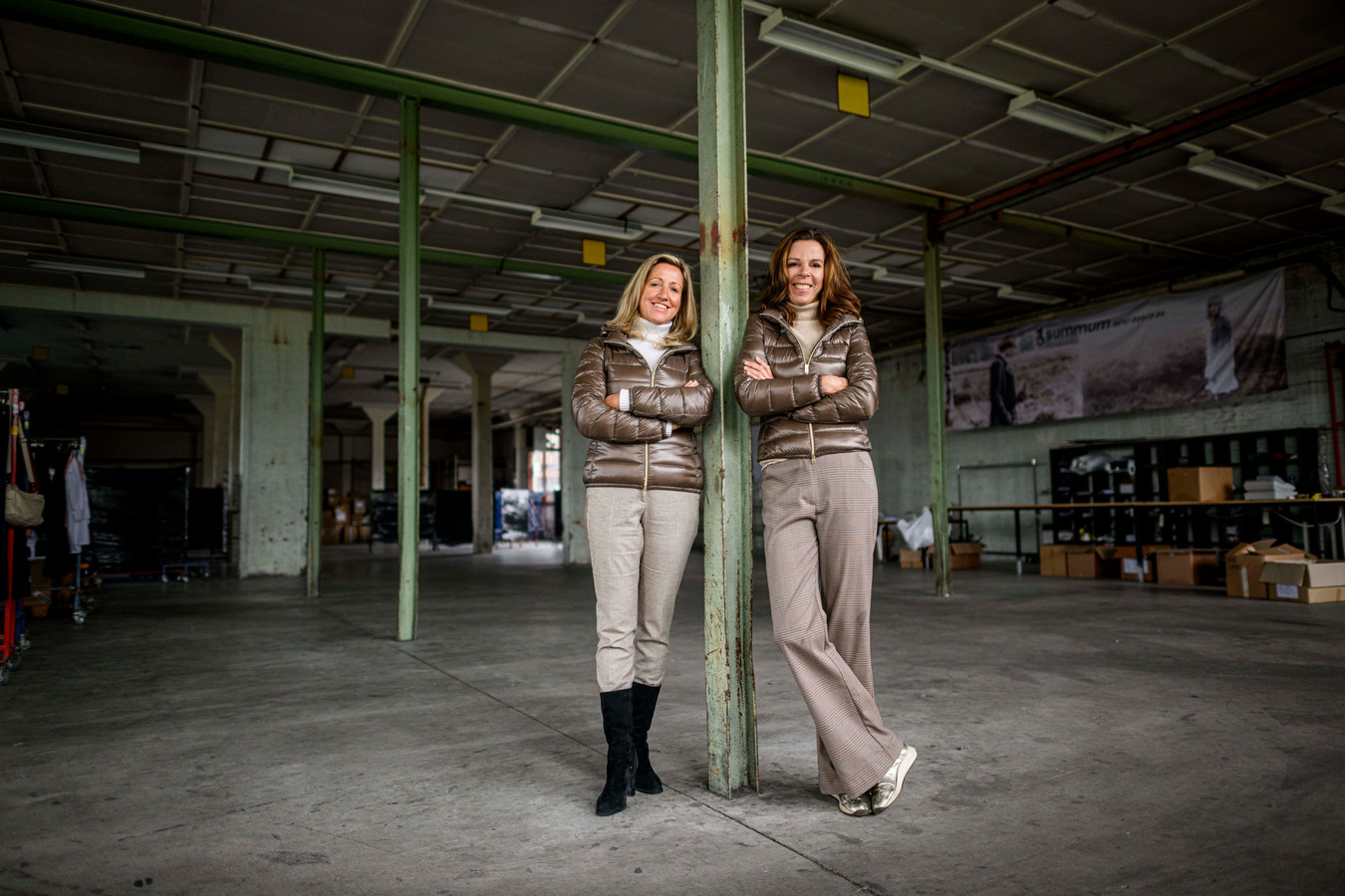 Sfeervolle evenementen in een koude tochtige fabriekshal? Zo krijgen Jorieke en Karen uit Goor ...
