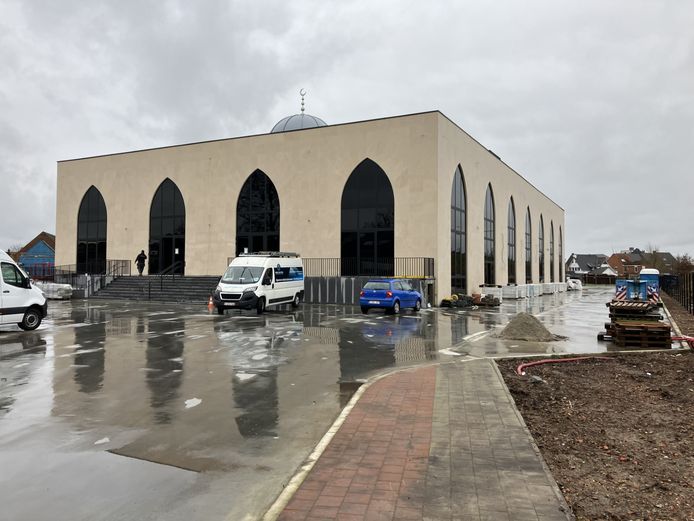 Uitspraak provinciebestuur over bouwdossier moskee in Sterrestraat ...
