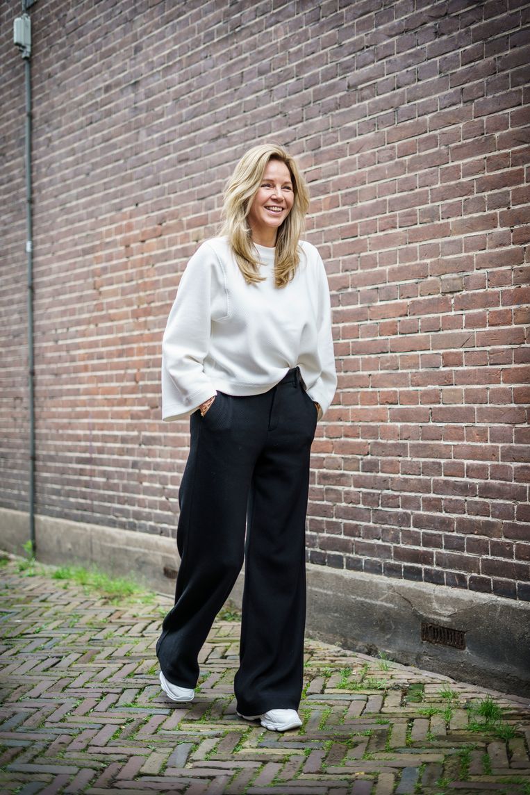 Thrillerschrijfster Esther Verhoef: Als het de lezer niet uitmaakt wie ...