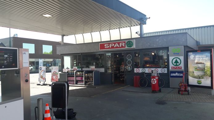 SPAR-winkeltje bij tankstation Texaco in Woerden | Woerden | AD.nl