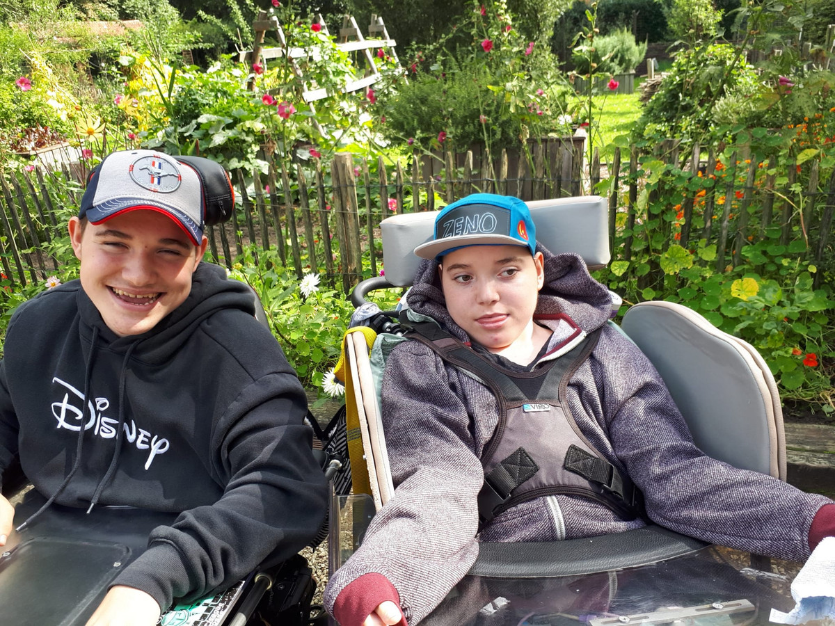 Opnieuw úren op de bus naar school: "Het is gewoon rampzalig” | Foto ...