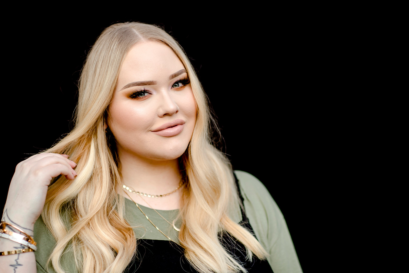 YouTuber NikkieTutorials genomineerd voor People's Choice Award | Foto | hln.be