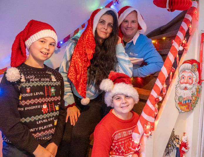 Een huwelijksaanzoek op de kerstmarkt, op vakantie in Lapland: dit Vlissingse gezin is dól op ...