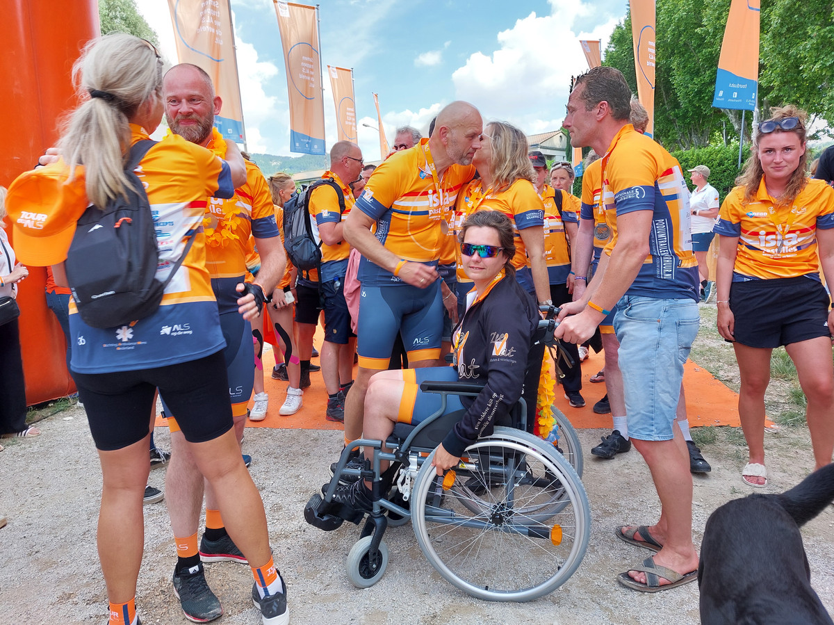 Deze ziekte is slopend en verschrikkelijk, maar zorgt bij Monique en Maurice ook voor verbinding ...