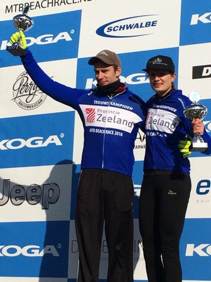 Zeeuwse wielrenster rijdt Amstel Gold Race voor haar overleden vader ...