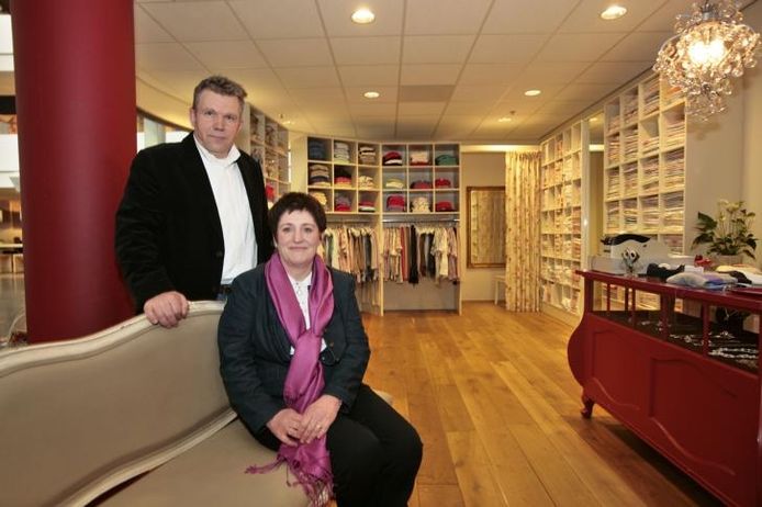 'Jonge' kleding voor oudere mensen | Eindhoven | ed.nl