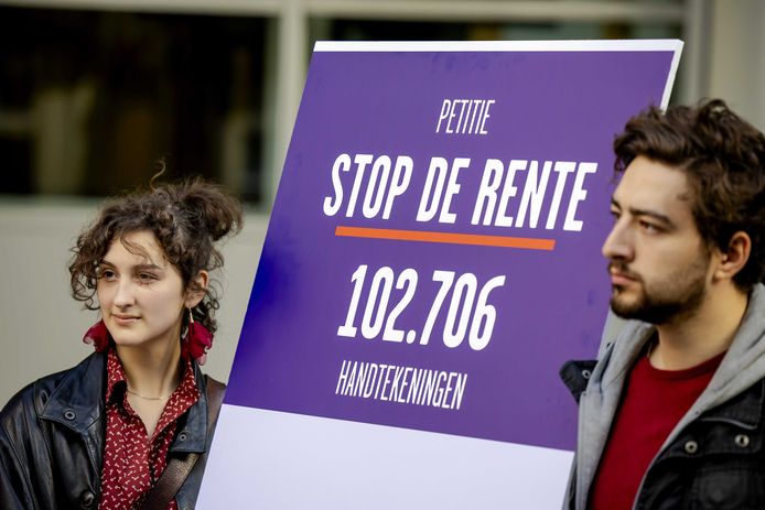 DUO: Student gaat weer rente betalen over studieschuld | Binnenland | AD.nl