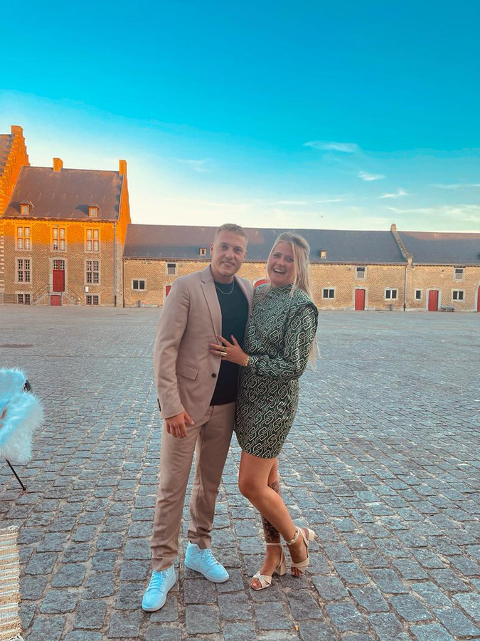 Een record: Wouter ‘de Keule’ Keulemans (FC Eppegem B) laat net tien ...