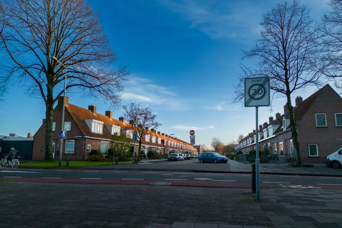 Lot oudste woningen Emmeloord nog onzeker, al lijkt sloop ...