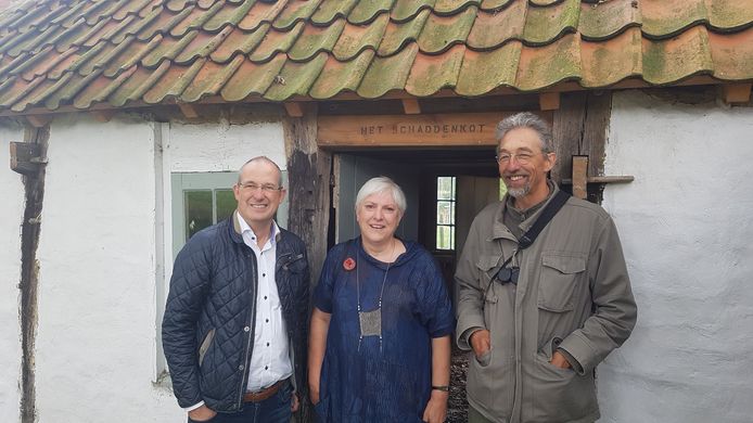 Eeuwenoude authentieke lemen woning voor het eerst weer opengesteld ...