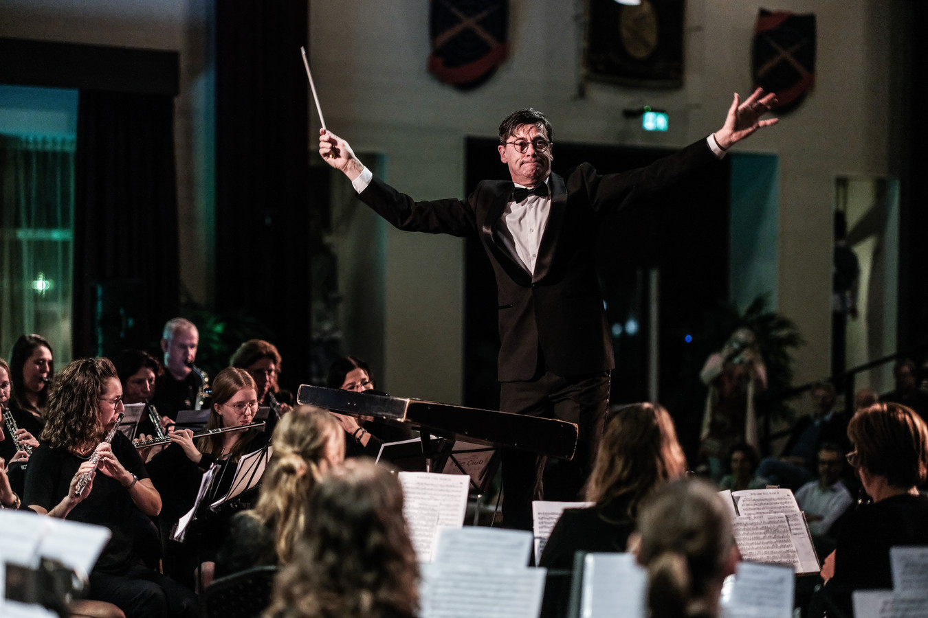 Maestro Duiven haalt 1500 euro zodat leerlingen van De Schilderspoort ...