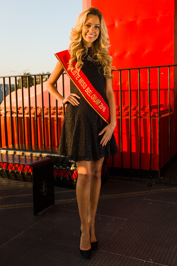 PORTRET. Een turbulente Miss-periode en een beroemde zus: dit is Bo ...