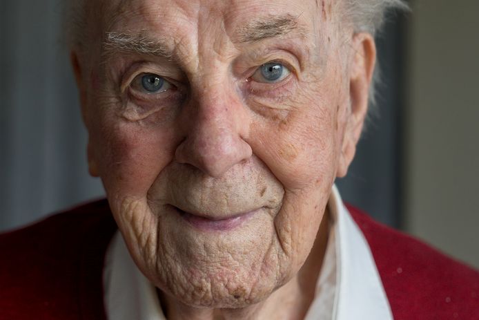 Genoeg meegemaakt, maar het heeft de honderdjarige Wim de Regter nooit ...