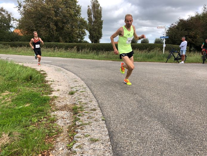 Erwin Harmes komt al vroeg op kop en is niet meer bij te halen | Sport ...