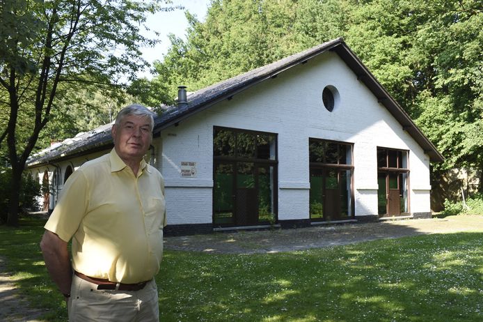 Fortverenigingen staan op straat | Merksem | hln.be