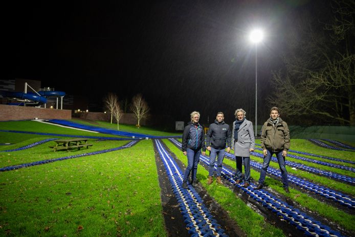 Alle 22 Goudse sportvelden hebben nu ledverlichting: ‘Met dit project ...