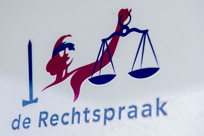 Celstraffen voor politieman en opdrachtgever voor schaduwen mannen in ... Celstraffen voor politieman en opdrachtgever voor schaduwen mannen in ...