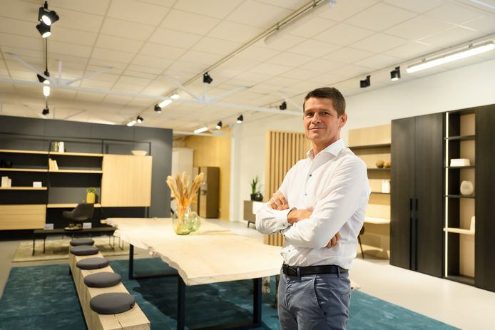 Meubelmakerij Mintjens opent gloednieuwe showroom in Rumst | Rumst | hln.be