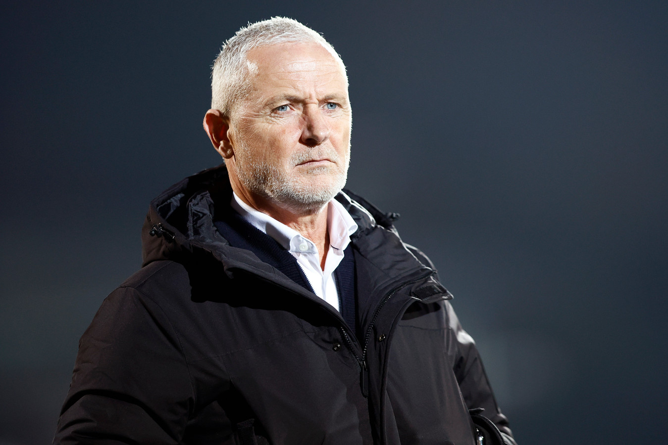 Trainer Jack de Gier zit bij FC Den Bosch nog even in de wachtkamer na ...