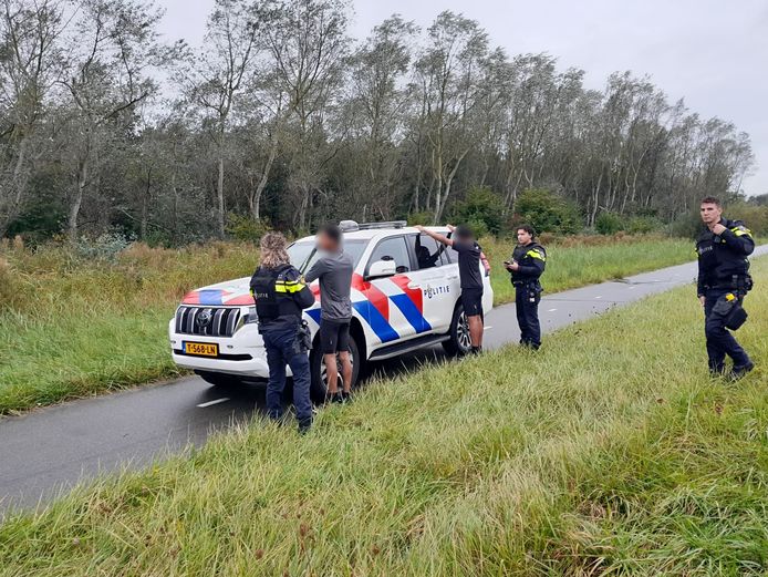 Vier verdachten aangehouden voor gewapende overval op Juwelier Minderhoud in Westkapelle | Veere ...